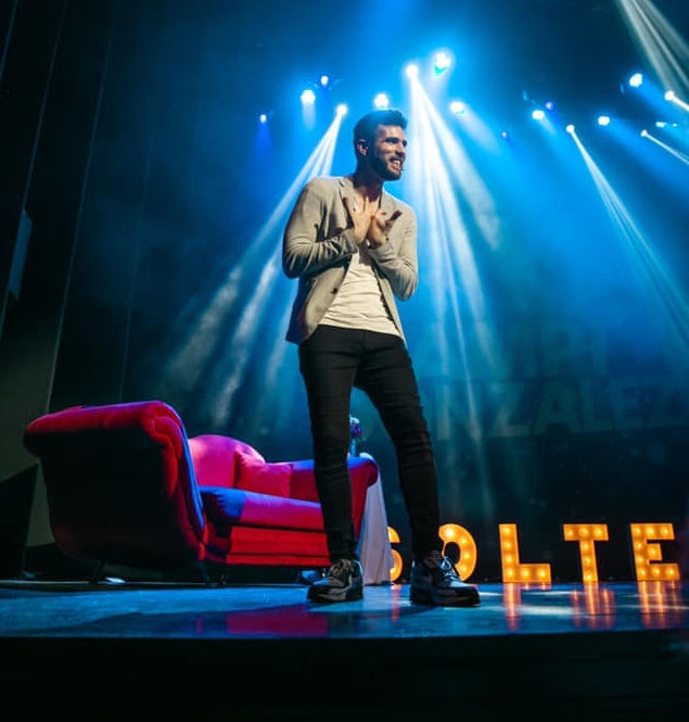 Juampi González: El exitoso comediante en las redes hará stand up en ...